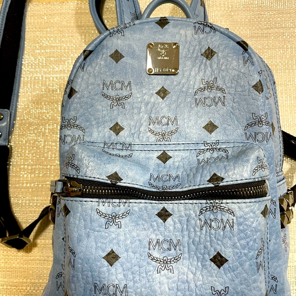 Mcm Small Studded Stark Backpack - Gem